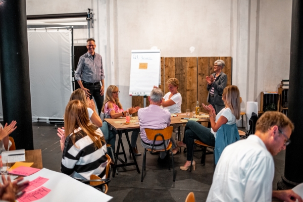 bettercoach | Customizable coaching programs for your people